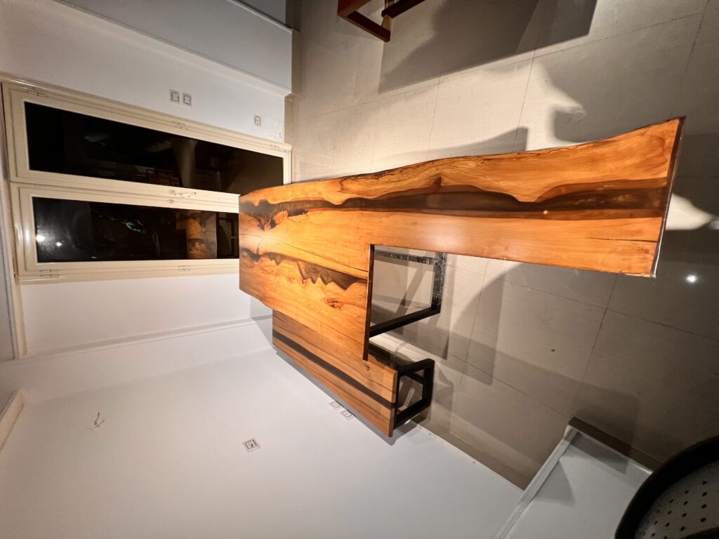 AR-Epo-021 Dining Table and kitchen bar – Woodmart Egypt